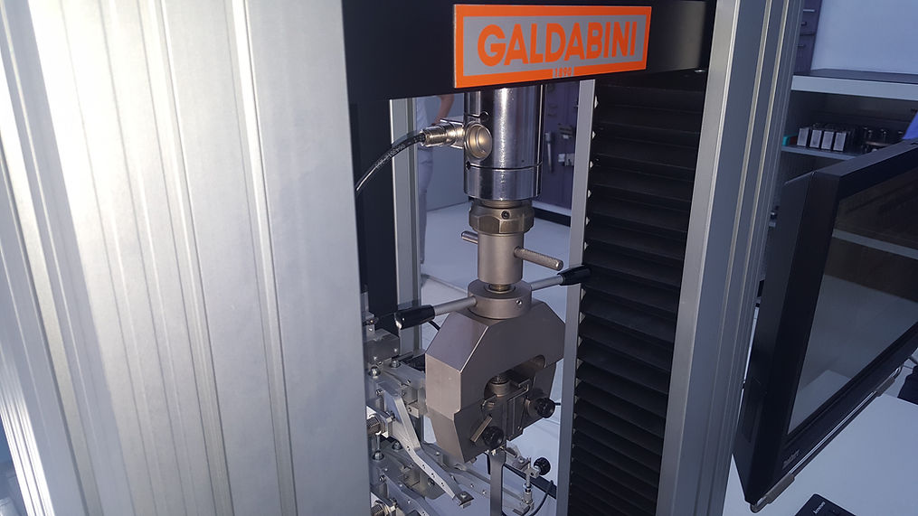 | Video Extensometers - by Universal Test Machine Co